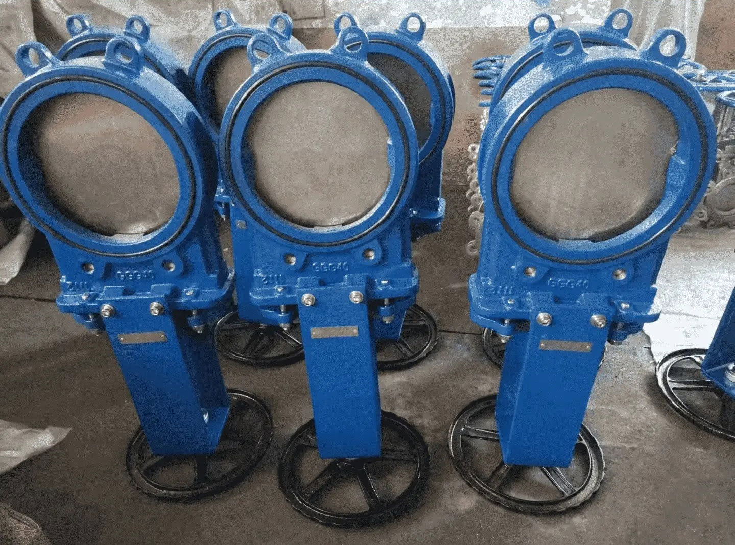 Ductile iron PN10 PN16 wafer Support Knife Gate Valve - Buy Ductile ...